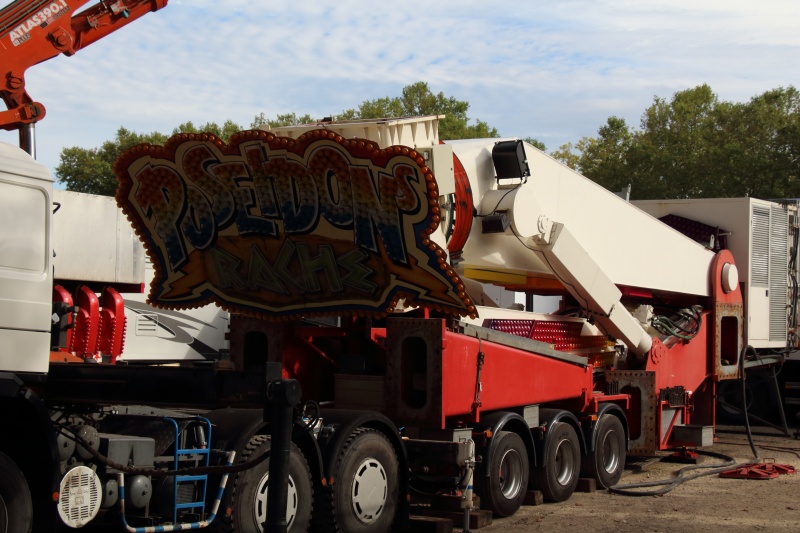 montage Top Scan Poseidon's Rache Mondial Rides 🎢 TURBO KERMIS 🎡