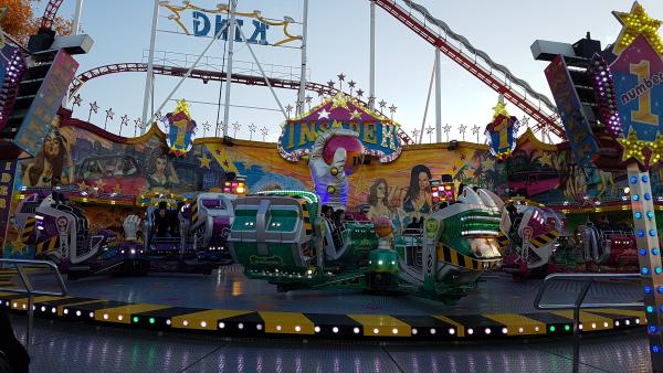 montage Insider Mondial Rides 🎢 TURBO KERMIS 🎡