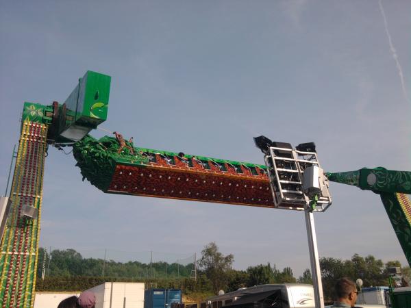 Crazy Tiger Mondial rides 🎢 TURBO KERMIS 🎡