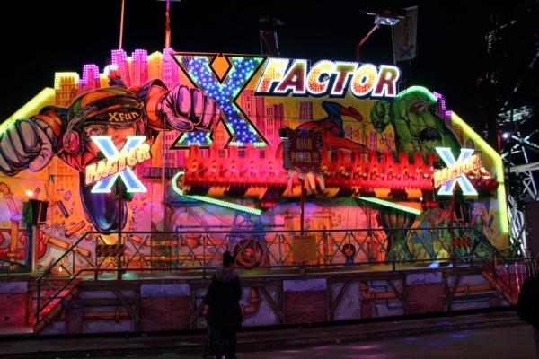 exploitation X Factor KMG Rides 🎢 TURBO KERMIS 🎡