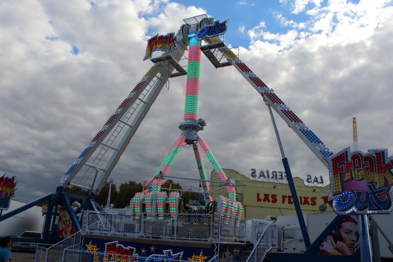 montage Freak Out ConFolding Group 🎢 TURBO KERMIS 🎡