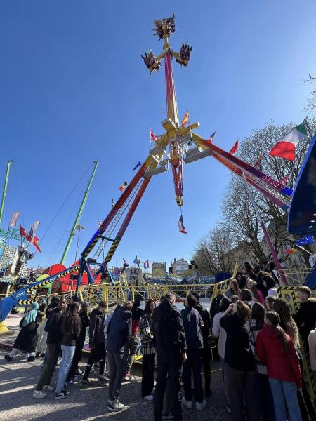 montage Dominator KMG Rides 🎢 TURBO KERMIS 🎡