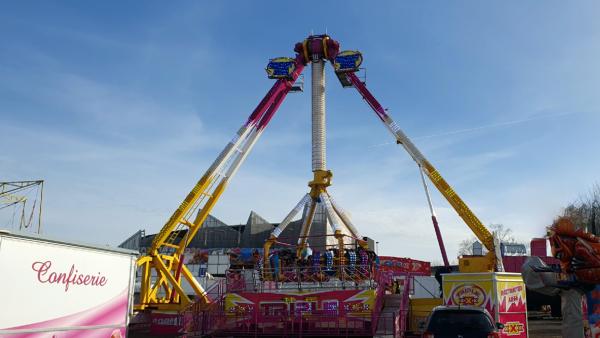 montage Triple X Happy Rides 🎢 TURBO KERMIS 🎡